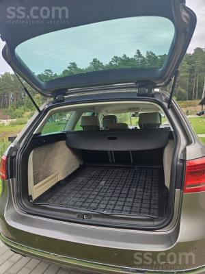 Grey Volkswagen Passat B7 2011 in Riga, with an engine capacity of 1.80 L and mileage of 240 thousand km for 4300 €, photo 5 on AUTOMOTO.COM.LV