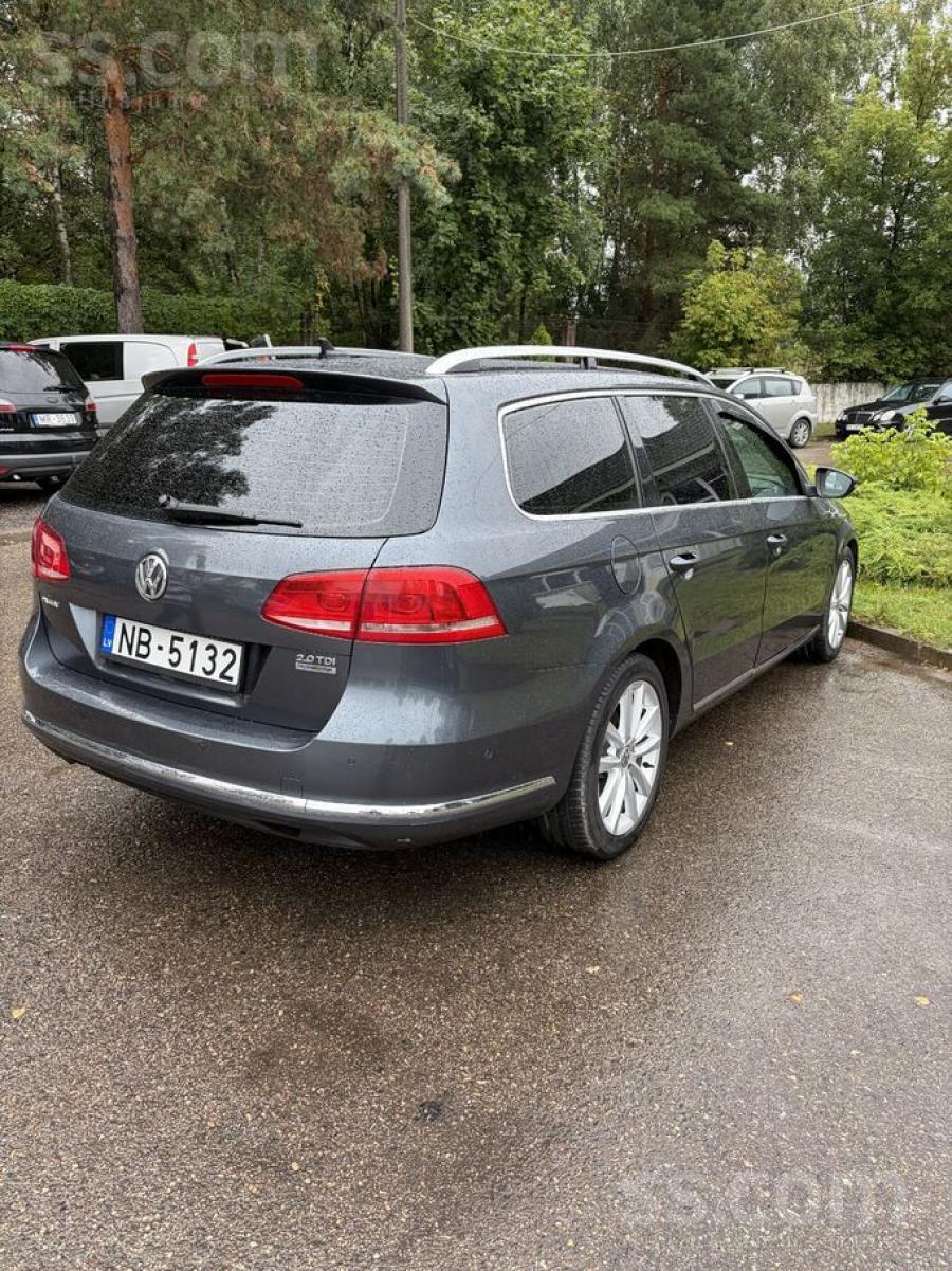 Grey Volkswagen Passat B7 2011 in Daugavpils, with an engine capacity of 2.00 L and mileage of 270 thousand km for 5100 €, photo 4 on AUTOMOTO.COM.LV