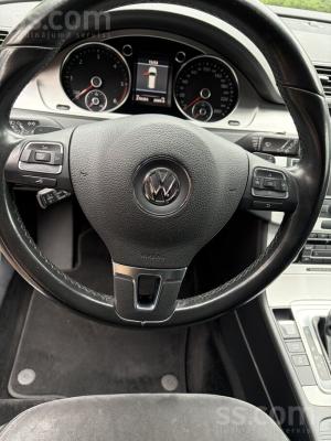 Grey Volkswagen Passat B7 2011 in Daugavpils, with an engine capacity of 2.00 L and mileage of 270 thousand km for 5100 €, photo 9 on AUTOMOTO.COM.LV