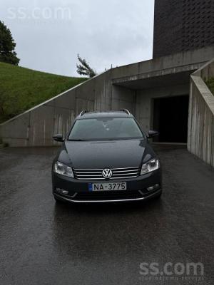 Grey Volkswagen Passat B7 2011 in Riga, with an engine capacity of 2.00 L and mileage of 348 thousand km for 4000 €, photo  on AUTOMOTO.COM.LV
