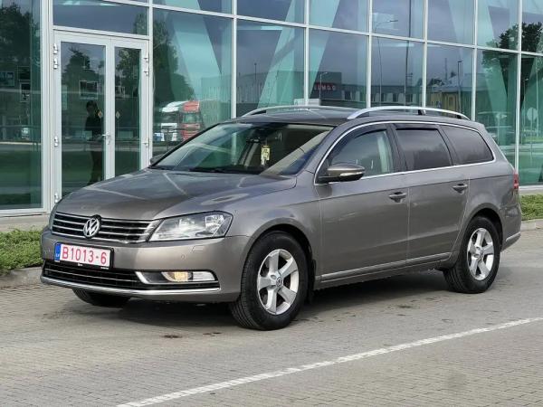 Grey Volkswagen Passat B7 2011 in Rezekne, with an engine capacity of 1.40 L and mileage of 233 thousand km for 5190 €, photo 2 on AUTOMOTO.COM.LV