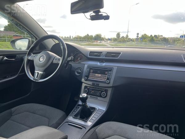 Pelēks Volkswagen Passat B7 2011 Rēzekne, ar dzinēja tilpumu 1.40 L un nobraukumu 233 tūkst. km par 5190 €, foto 7 vietnē AUTOMOTO.COM.LV