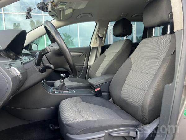 Pelēks Volkswagen Passat B7 2011 Rēzekne, ar dzinēja tilpumu 1.40 L un nobraukumu 233 tūkst. km par 5190 €, foto 9 vietnē AUTOMOTO.COM.LV