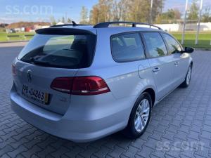 Grey Volkswagen Passat B7 2011 in Jekabpils, with an engine capacity of 1.60 L and mileage of 296 thousand km for 5700 €, photo 6 on AUTOMOTO.COM.LV