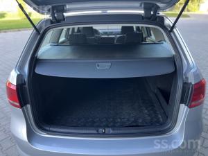 Grey Volkswagen Passat B7 2011 in Jekabpils, with an engine capacity of 1.60 L and mileage of 296 thousand km for 5700 €, photo 10 on AUTOMOTO.COM.LV