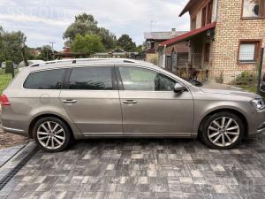 Pelēks Volkswagen Passat B7 2011 Ogre, ar dzinēja tilpumu 2.00 L un nobraukumu 380 tūkst. km par 3000 €, foto 4 vietnē AUTOMOTO.COM.LV