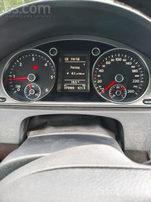 Grey Volkswagen Passat B7 2011 in Jelgava, with an engine capacity of 2.00 L and mileage of 380 thousand km for 2900 €, photo  on AUTOMOTO.COM.LV