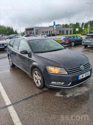 Grey Volkswagen Passat B7 2011 in Jelgava, with an engine capacity of 2.00 L and mileage of 380 thousand km for 2900 €, photo 4 on AUTOMOTO.COM.LV