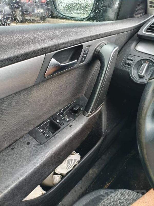 Pelēks Volkswagen Passat B7 2011 Jelgava, ar dzinēja tilpumu 2.00 L un nobraukumu 380 tūkst. km par 2900 €, foto 9 vietnē AUTOMOTO.COM.LV