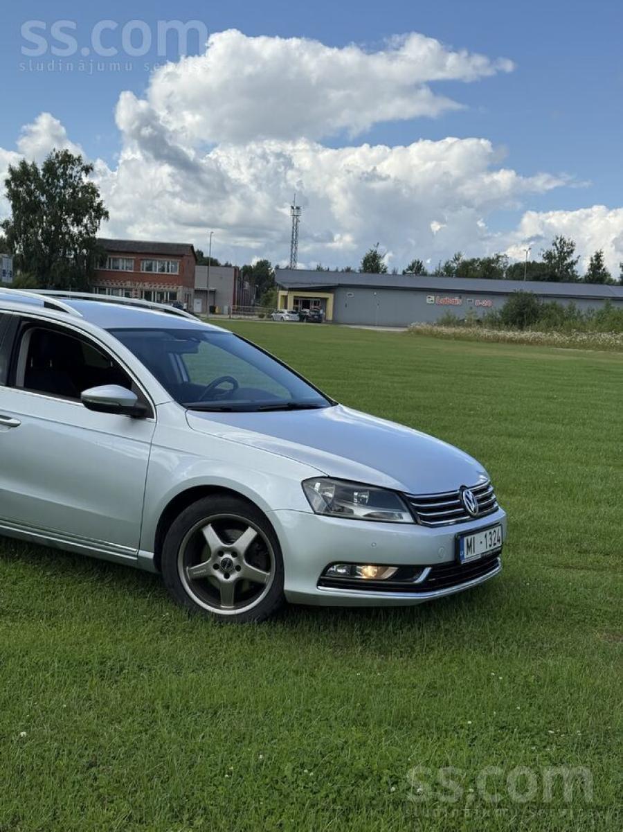 Pelēks Volkswagen Passat B7 2011 Rīga, ar dzinēja tilpumu 2.00 L un nobraukumu 299 tūkst. km par 4850 €, foto 34 vietnē AUTOMOTO.COM.LV