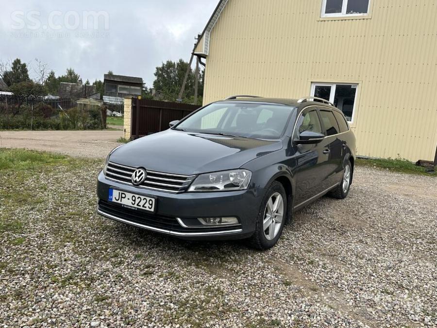 Pelēks Volkswagen Passat B7 2011 Rēzekne, ar dzinēja tilpumu 2.00 L un nobraukumu 292 tūkst. km par 3550 €, foto 1 vietnē AUTOMOTO.COM.LV