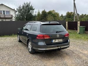 Pelēks Volkswagen Passat B7 2011 Rēzekne, ar dzinēja tilpumu 2.00 L un nobraukumu 292 tūkst. km par 3550 €, foto 4 vietnē AUTOMOTO.COM.LV
