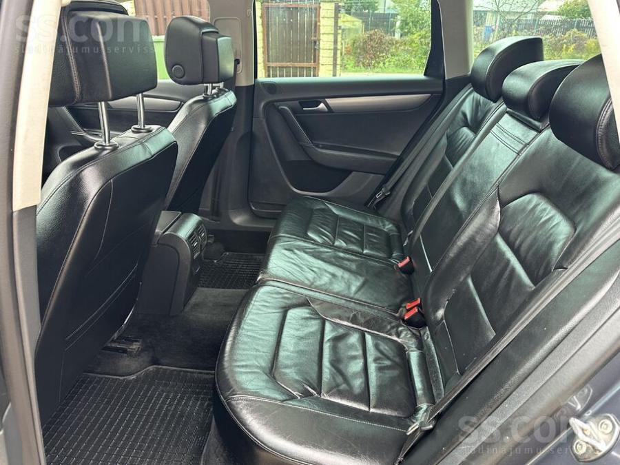 Pelēks Volkswagen Passat B7 2011 Rēzekne, ar dzinēja tilpumu 2.00 L un nobraukumu 292 tūkst. km par 3550 €, foto 11 vietnē AUTOMOTO.COM.LV