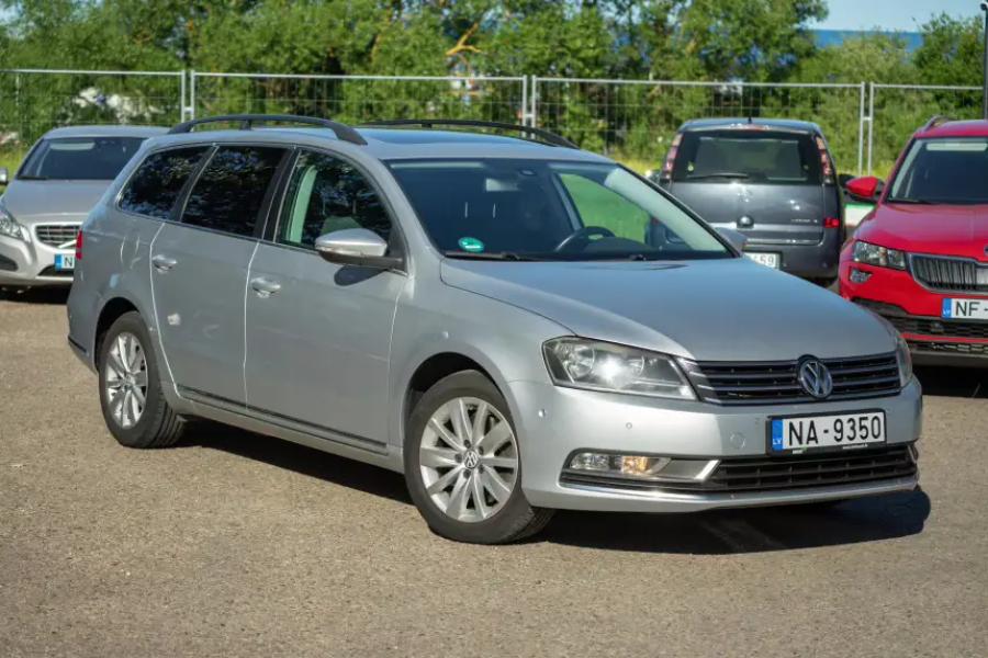 Pelēks Volkswagen Passat B7 2011 Liepāja, ar dzinēja tilpumu 1.60 L un nobraukumu 294 tūkst. km par 4800 €, foto 6 vietnē AUTOMOTO.COM.LV