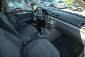 Pelēks Volkswagen Passat B7 2011 Liepāja, ar dzinēja tilpumu 1.60 L un nobraukumu 294 tūkst. km par 4800 €, foto 13 vietnē AUTOMOTO.COM.LV