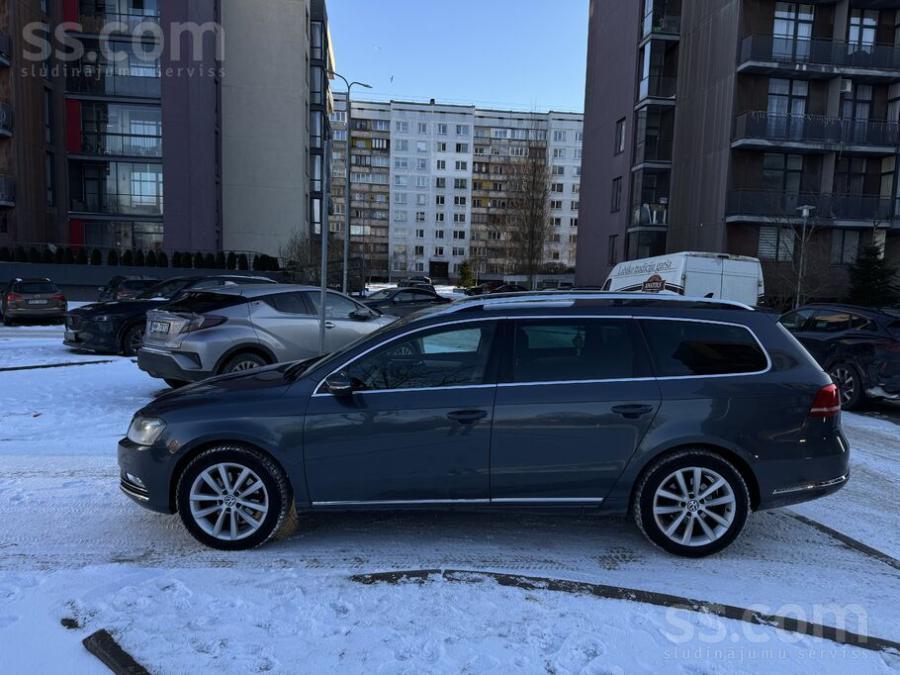 Pelēks Volkswagen Passat B7 2012 Rīga, ar dzinēja tilpumu 2.00 L un nobraukumu 336 tūkst. km par 4190 €, foto 3 vietnē AUTOMOTO.COM.LV
