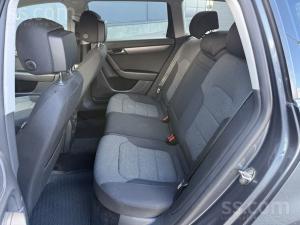 Pelēks Volkswagen Passat B7 2012 Rīga, ar dzinēja tilpumu 2.00 L un nobraukumu 296 tūkst. km par 3950 €, foto 14 vietnē AUTOMOTO.COM.LV