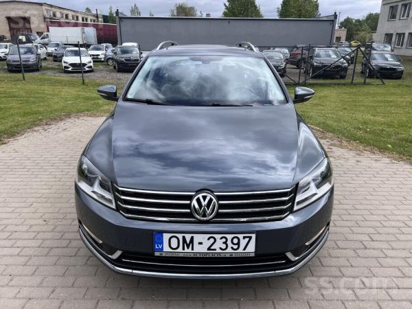 Pelēks Volkswagen Passat B7 2012 Limbaži, ar dzinēja tilpumu 2.00 L un nobraukumu 265 tūkst. km par 6750 €, foto 2 vietnē AUTOMOTO.COM.LV