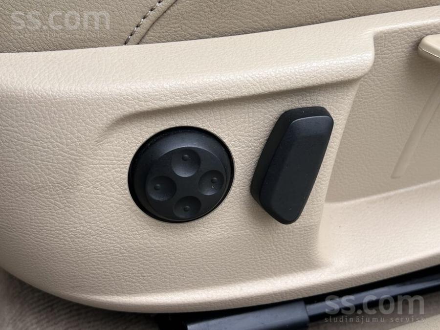 Pelēks Volkswagen Passat B7 2012 Limbaži, ar dzinēja tilpumu 2.00 L un nobraukumu 265 tūkst. km par 6750 €, foto 26 vietnē AUTOMOTO.COM.LV