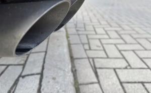 Grey Volkswagen Passat B7 2012 in Riga, with an engine capacity of 2.00 L and mileage of 333 thousand km for 4990 €, photo 9 on AUTOMOTO.COM.LV