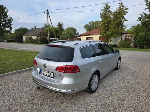 Grey Volkswagen Passat B7 2012 in Ventspils, with an engine capacity of 2.00 L and mileage of 333 thousand km for 3700 €, photo 6 on AUTOMOTO.COM.LV