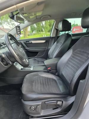 Grey Volkswagen Passat B7 2012 in Ventspils, with an engine capacity of 2.00 L and mileage of 333 thousand km for 3700 €, photo 10 on AUTOMOTO.COM.LV