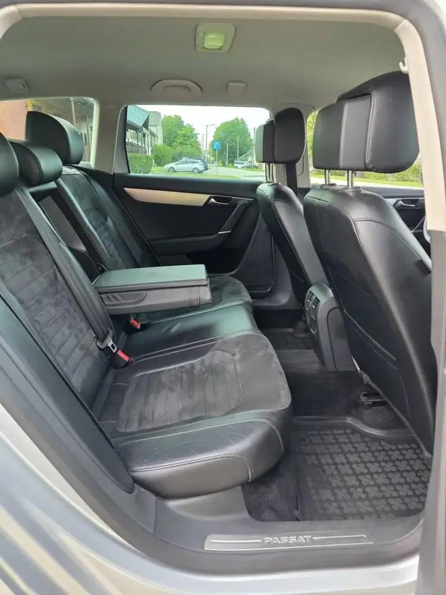 Grey Volkswagen Passat B7 2012 in Ventspils, with an engine capacity of 2.00 L and mileage of 333 thousand km for 3700 €, photo 17 on AUTOMOTO.COM.LV