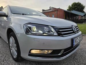 Grey Volkswagen Passat B7 2012 in Ventspils, with an engine capacity of 2.00 L and mileage of 333 thousand km for 3700 €, photo 19 on AUTOMOTO.COM.LV