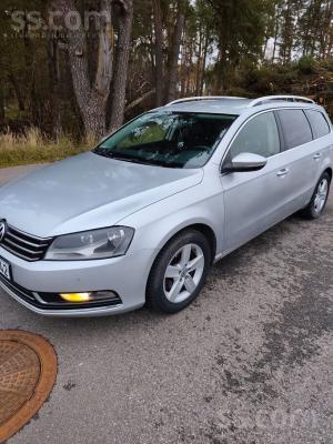 Pelēks Volkswagen Passat B7 2012 Valmiera, ar dzinēja tilpumu 2.00 L un nobraukumu 490 tūkst. km par 3550 €, foto  vietnē AUTOMOTO.COM.LV