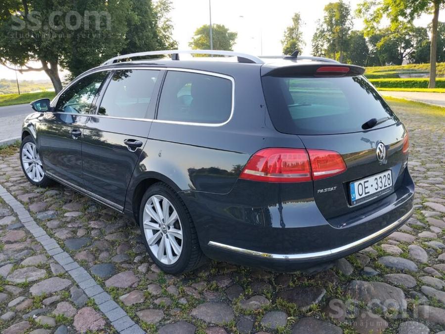 Pelēks Volkswagen Passat B7 2012 Daugavpils, ar dzinēja tilpumu 2.00 L un nobraukumu 300 tūkst. km par 6450 €, foto 4 vietnē AUTOMOTO.COM.LV