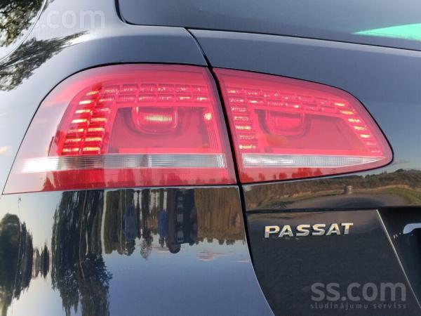 Pelēks Volkswagen Passat B7 2012 Daugavpils, ar dzinēja tilpumu 2.00 L un nobraukumu 300 tūkst. km par 6450 €, foto 5 vietnē AUTOMOTO.COM.LV