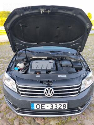 Pelēks Volkswagen Passat B7 2012 Daugavpils, ar dzinēja tilpumu 2.00 L un nobraukumu 300 tūkst. km par 6450 €, foto 22 vietnē AUTOMOTO.COM.LV