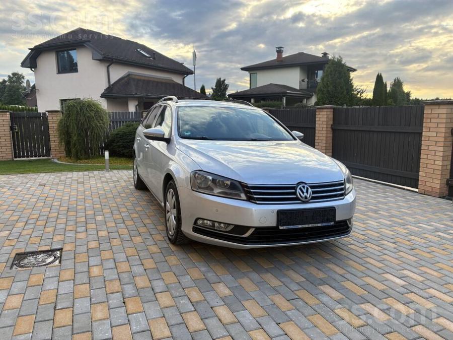 Grey Volkswagen Passat B7 2012 in Riga, with an engine capacity of 2.00 L and mileage of 0 thousand km for 5500 €, photo 1 on AUTOMOTO.COM.LV