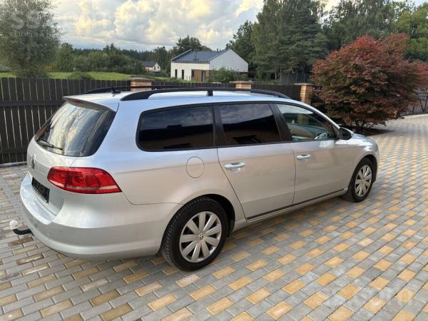 Pelēks Volkswagen Passat B7 2012 Rīga, ar dzinēja tilpumu 2.00 L un nobraukumu 0 tūkst. km par 5500 €, foto 3 vietnē AUTOMOTO.COM.LV