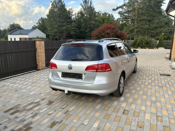 Pelēks Volkswagen Passat B7 2012 Rīga, ar dzinēja tilpumu 2.00 L un nobraukumu 0 tūkst. km par 5500 €, foto 4 vietnē AUTOMOTO.COM.LV