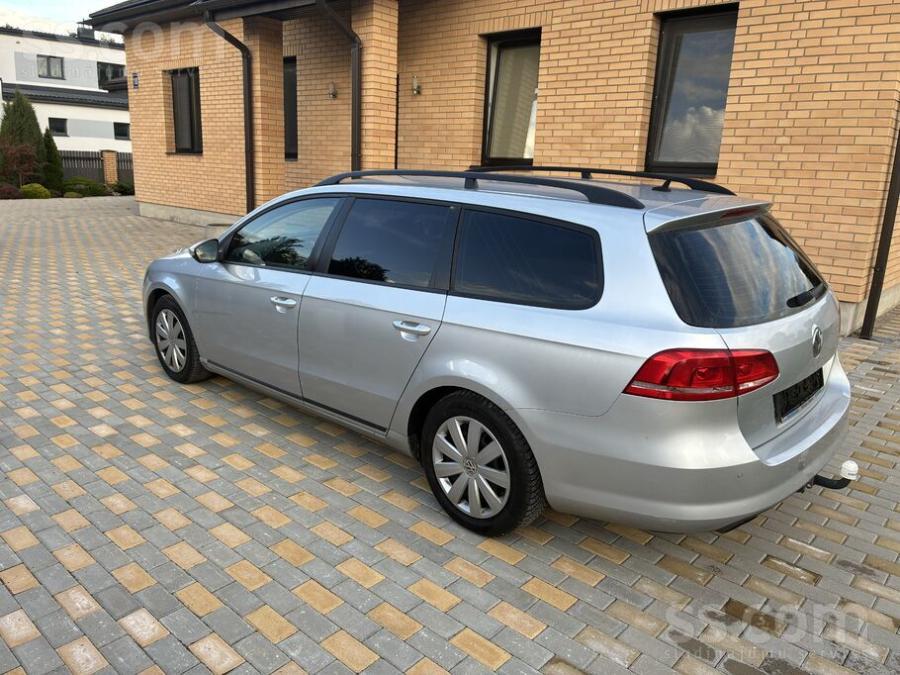 Grey Volkswagen Passat B7 2012 in Riga, with an engine capacity of 2.00 L and mileage of 0 thousand km for 5500 €, photo 9 on AUTOMOTO.COM.LV