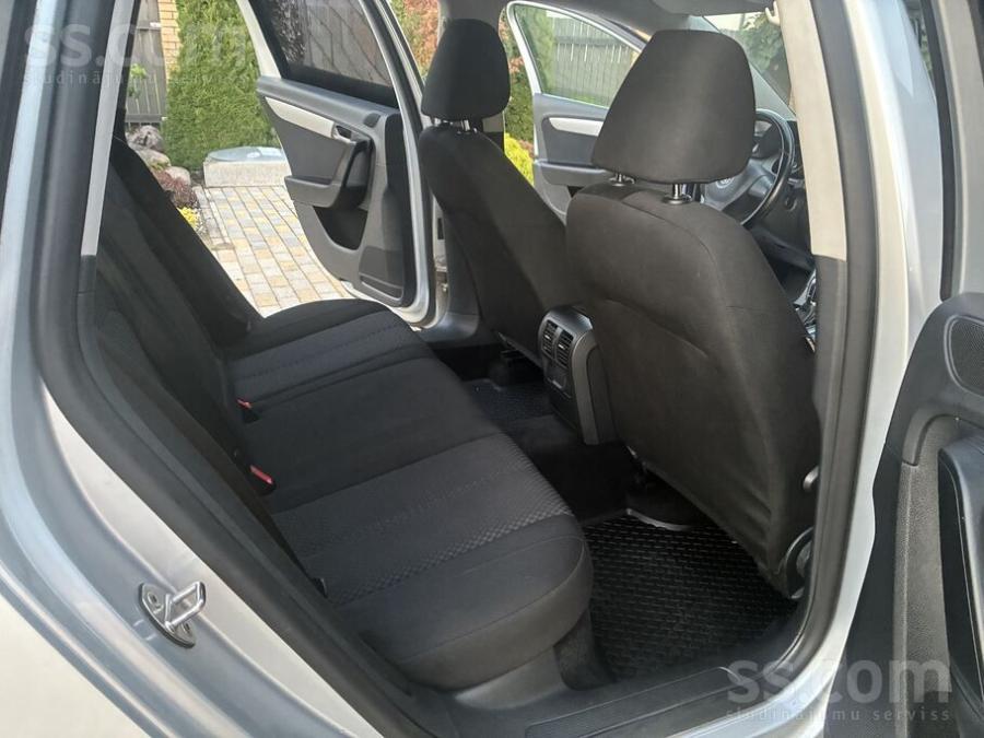 Grey Volkswagen Passat B7 2012 in Riga, with an engine capacity of 2.00 L and mileage of 0 thousand km for 5500 €, photo 20 on AUTOMOTO.COM.LV