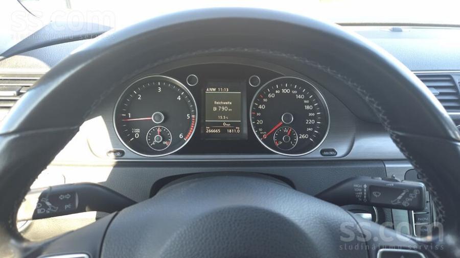 Grey Volkswagen Passat B7 2012 in Jelgava, with an engine capacity of 2.00 L and mileage of 267 thousand km for 5200 €, photo 10 on AUTOMOTO.COM.LV