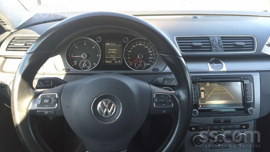 Grey Volkswagen Passat B7 2012 in Jelgava, with an engine capacity of 2.00 L and mileage of 267 thousand km for 5200 €, photo 12 on AUTOMOTO.COM.LV