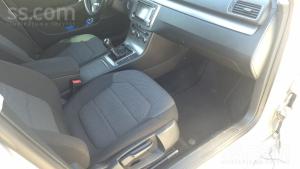 Grey Volkswagen Passat B7 2012 in Jelgava, with an engine capacity of 2.00 L and mileage of 267 thousand km for 5200 €, photo 21 on AUTOMOTO.COM.LV