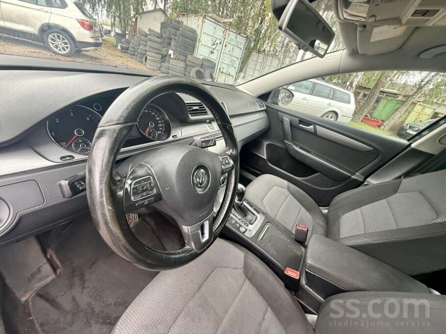 Pelēks Volkswagen Passat B7 2012 Rīga, ar dzinēja tilpumu 2.00 L un nobraukumu 0 tūkst. km par 1990 €, foto 17 vietnē AUTOMOTO.COM.LV