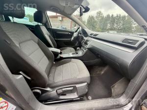 Pelēks Volkswagen Passat B7 2012 Rīga, ar dzinēja tilpumu 2.00 L un nobraukumu 0 tūkst. km par 1990 €, foto 19 vietnē AUTOMOTO.COM.LV