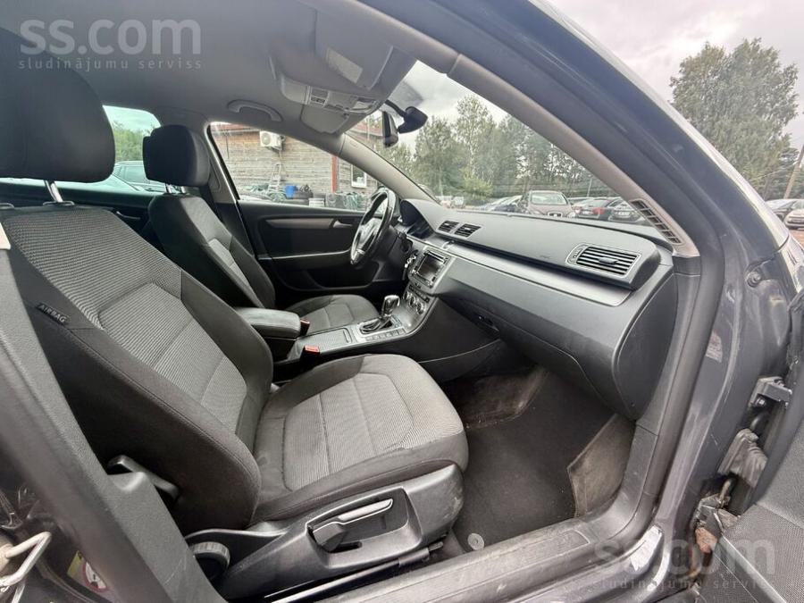 Pelēks Volkswagen Passat B7 2012 Rīga, ar dzinēja tilpumu 2.00 L un nobraukumu 0 tūkst. km par 1990 €, foto 22 vietnē AUTOMOTO.COM.LV