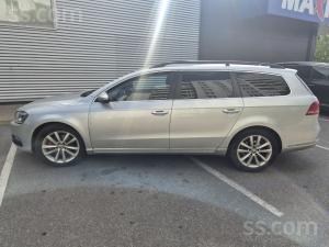 Grey Volkswagen Passat B7 2012 in Riga, with an engine capacity of 2.00 L and mileage of 371 thousand km for 4400 €, photo 4 on AUTOMOTO.COM.LV
