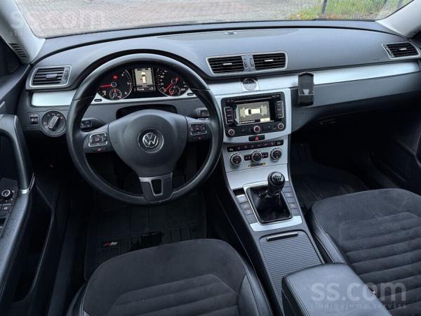 Pelēks Volkswagen Passat B7 2012 Rīga, ar dzinēja tilpumu 2.00 L un nobraukumu 414 tūkst. km par 2990 €, foto 9 vietnē AUTOMOTO.COM.LV