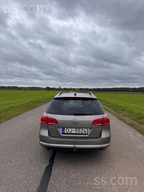 Volkswagen Passat B7 2012 Daugavpils vietnÄ PelÄks Volkswagen Passat B7 2012 Daugavpils, ar dzinÄja tilpumu 1.60 L un nobraukumu 410 tÅ«kst. km par 3250 ā¬, foto 8 vietnÄ AUTOMOTO.COM.LV