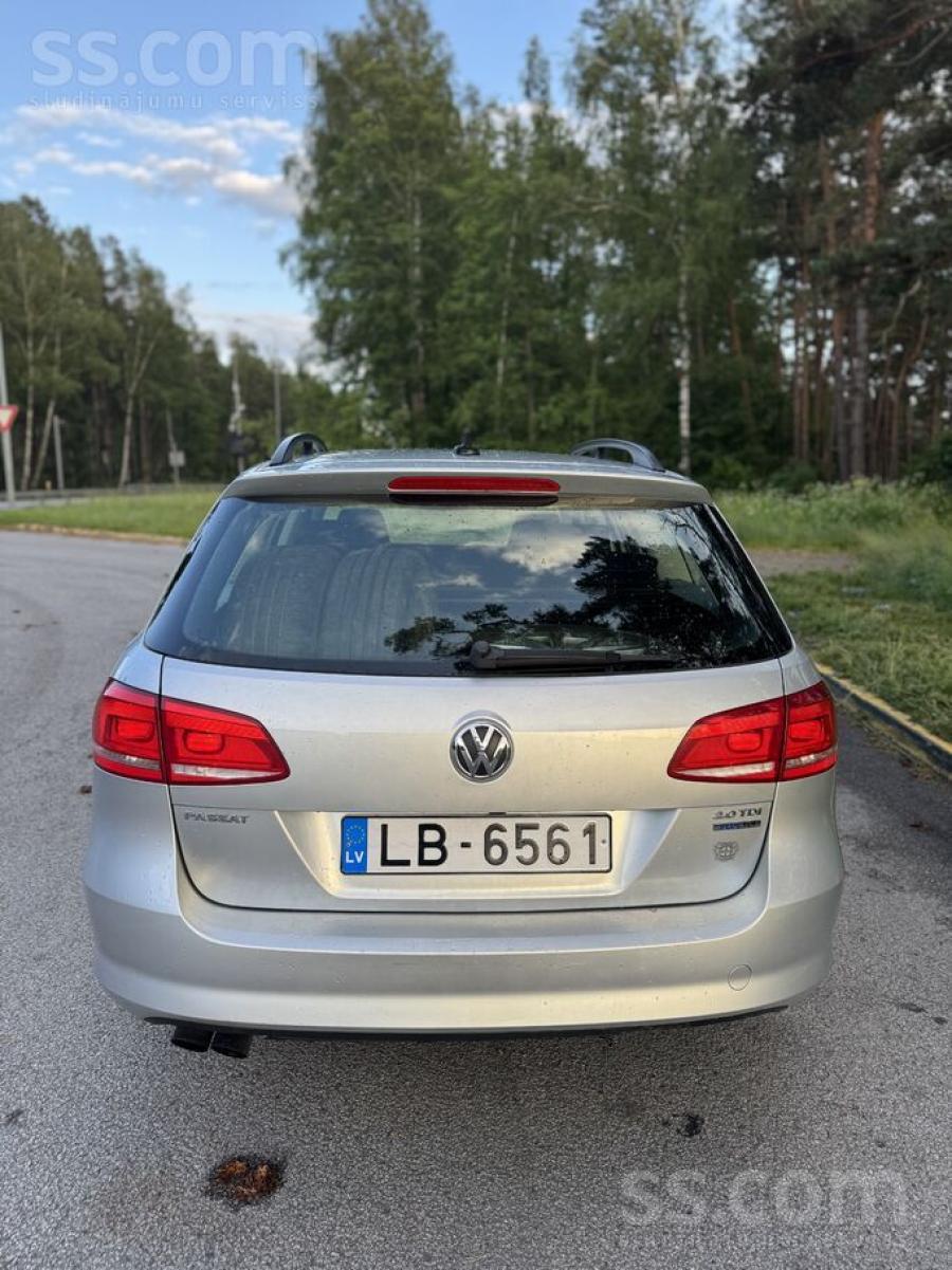 Pelēks Volkswagen Passat B7 2013 Rīga, ar dzinēja tilpumu 2.00 L un nobraukumu 312 tūkst. km par 4800 €, foto 5 vietnē AUTOMOTO.COM.LV