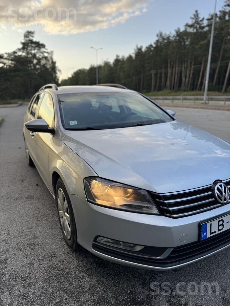 Pelēks Volkswagen Passat B7 2013 Rīga, ar dzinēja tilpumu 2.00 L un nobraukumu 312 tūkst. km par 4800 €, foto 9 vietnē AUTOMOTO.COM.LV