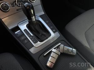 Grey Volkswagen Passat B7 2013 in Liepaja, with an engine capacity of 2.00 L and mileage of 283 thousand km for 6950 €, photo 13 on AUTOMOTO.COM.LV