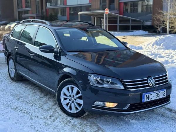 Pelēks Volkswagen Passat B7 2013 Rīga, ar dzinēja tilpumu 2.00 L un nobraukumu 339 tūkst. km par 4290 €, foto 1 vietnē AUTOMOTO.COM.LV